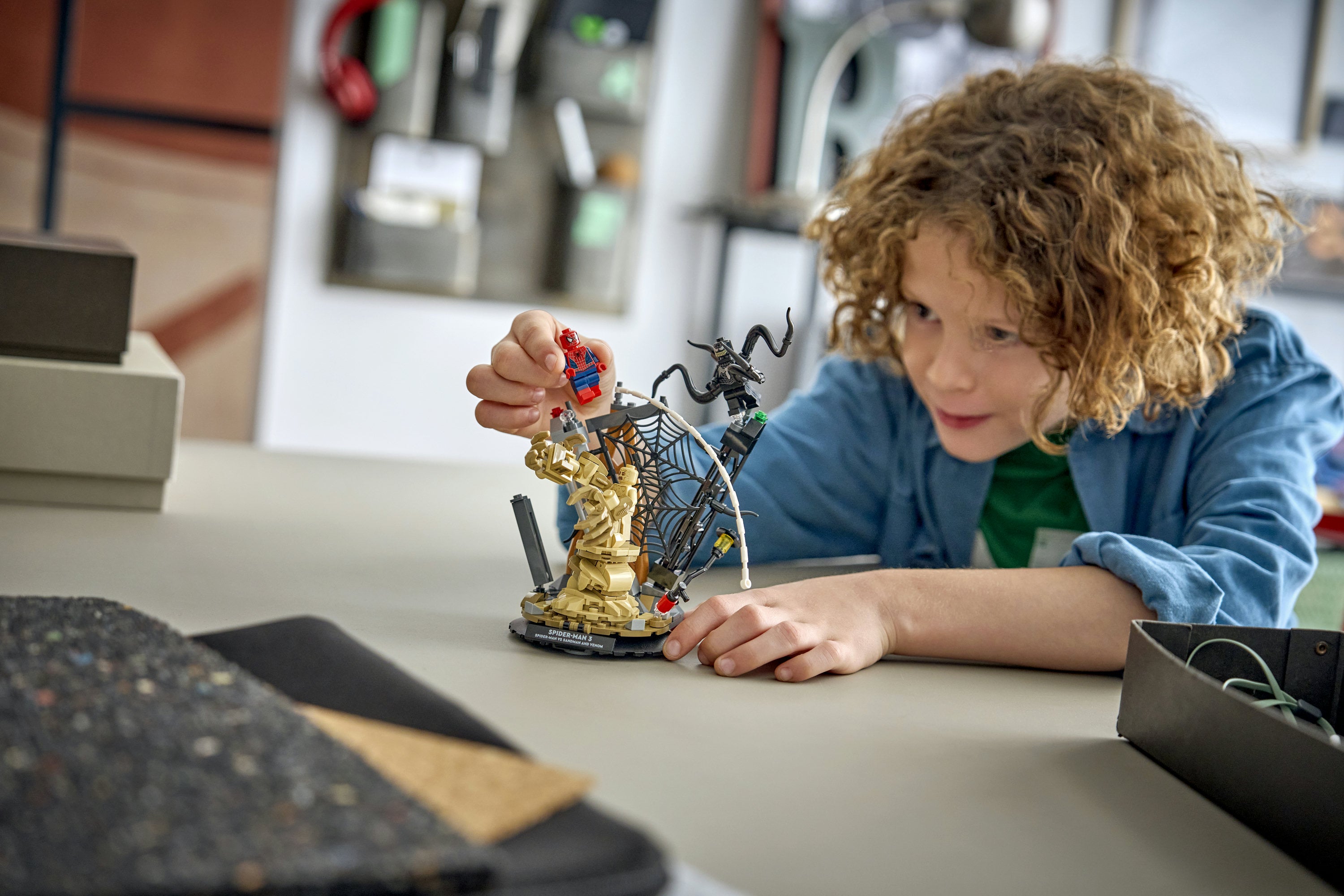 LEGO® | Marvel Epic Battle: Spider-Man vs. Sandman 76334 – lego ...